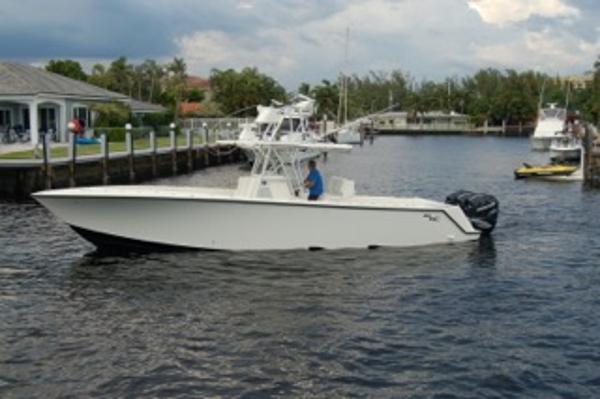 Pre-Owned Boats Archive - SeaVee Boats