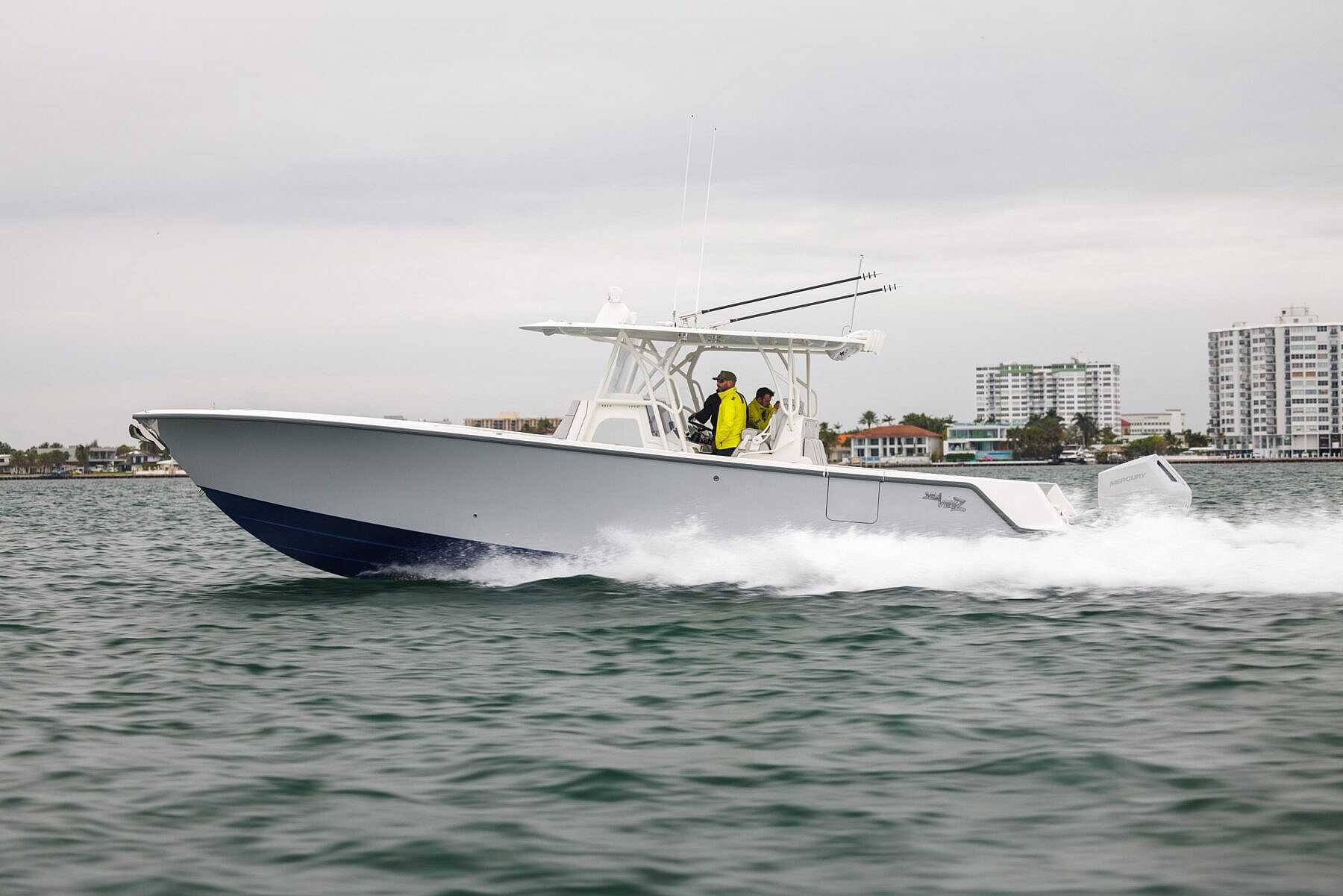Center Consoles - 400Z Model Info - SeaVee Boats